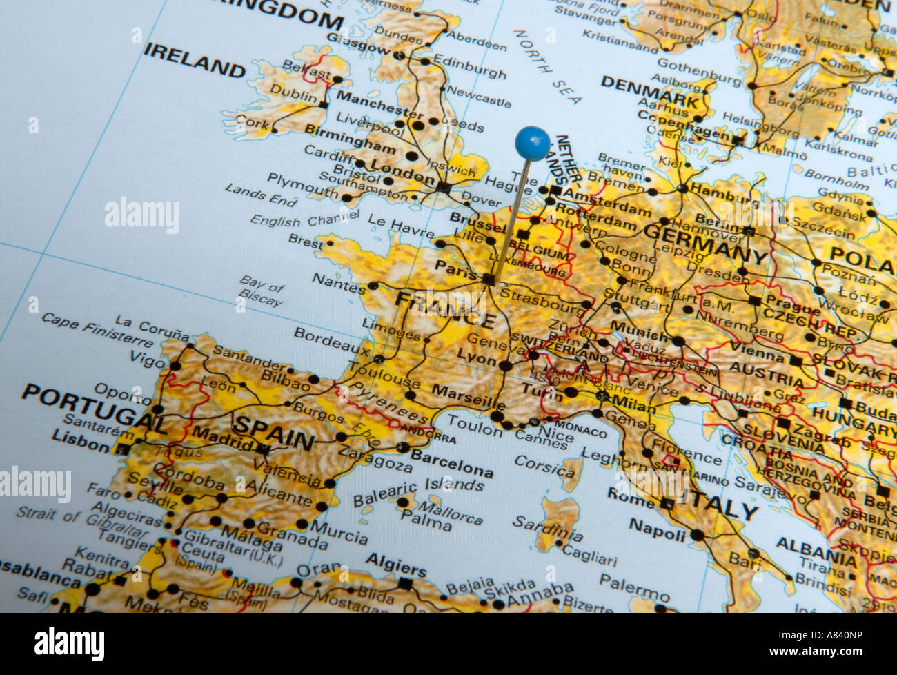 Map city paris map pin hi-res stock photography and images - Alamy