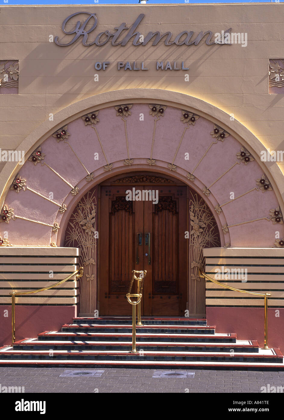 Rothmans building hi-res stock photography and images - Alamy