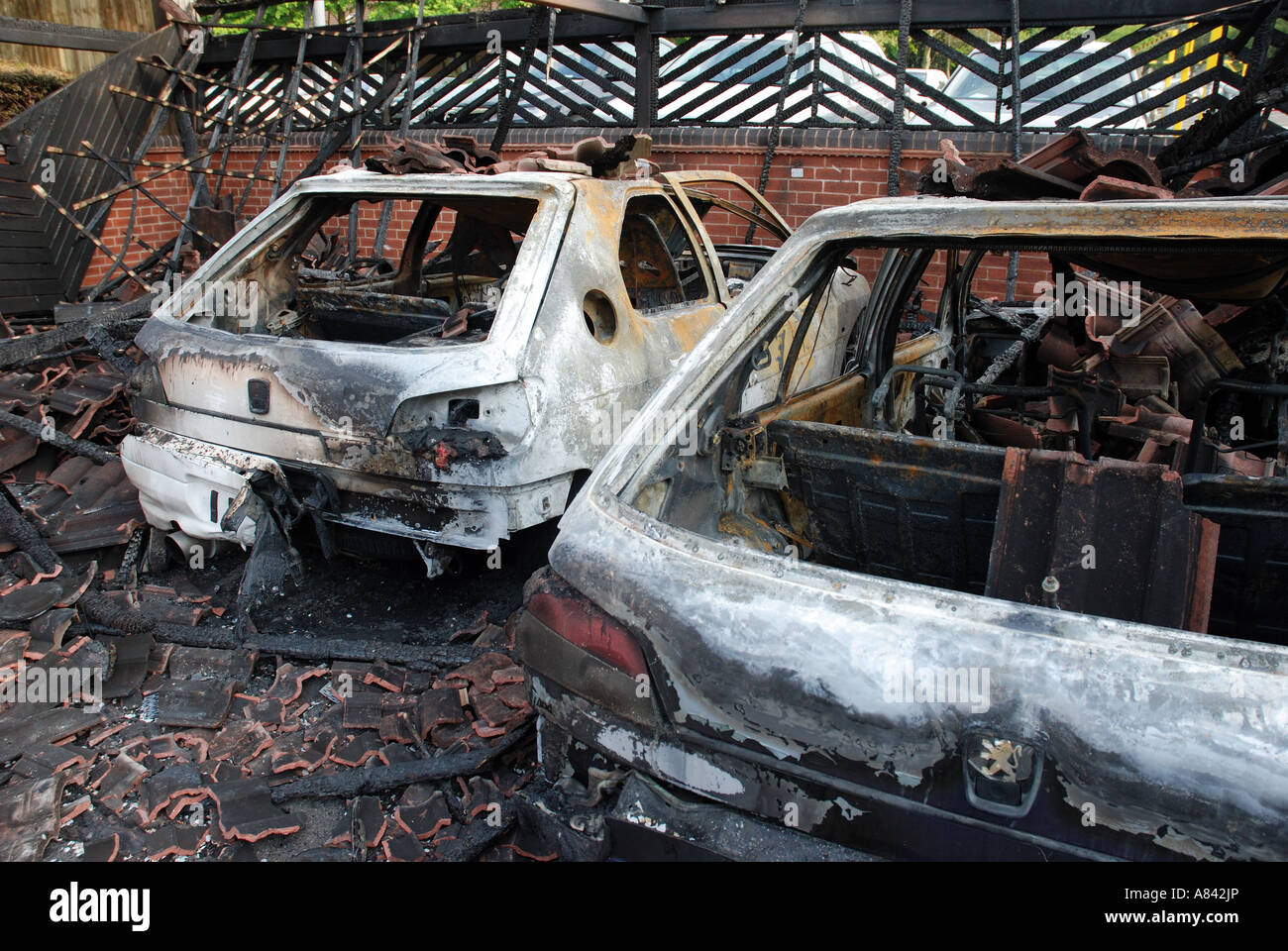 Burnt out cars hi-res stock photography and images - Alamy