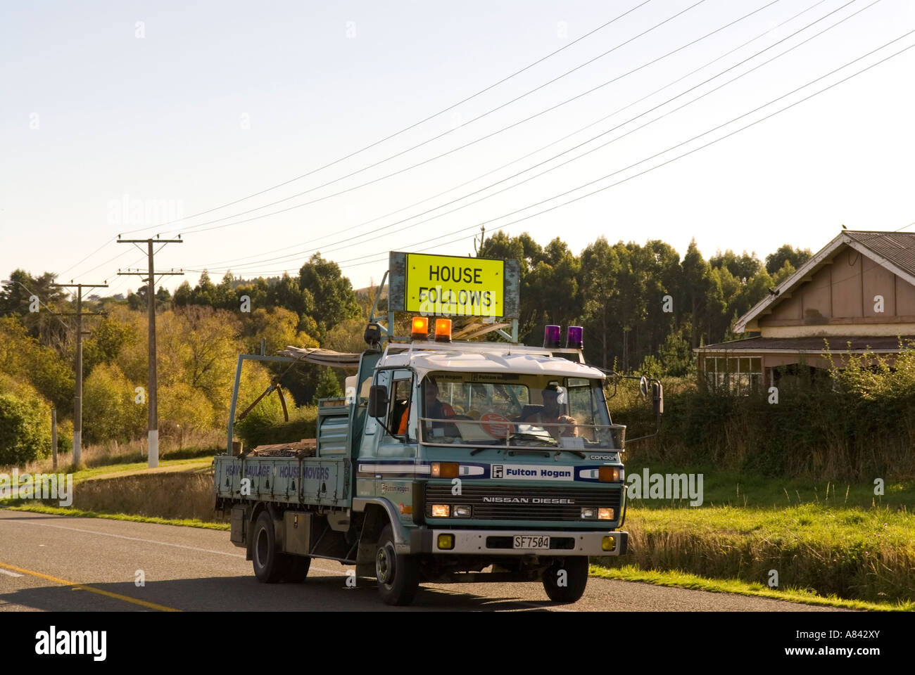 Moving house New Zealand style Stock Photo - Alamy