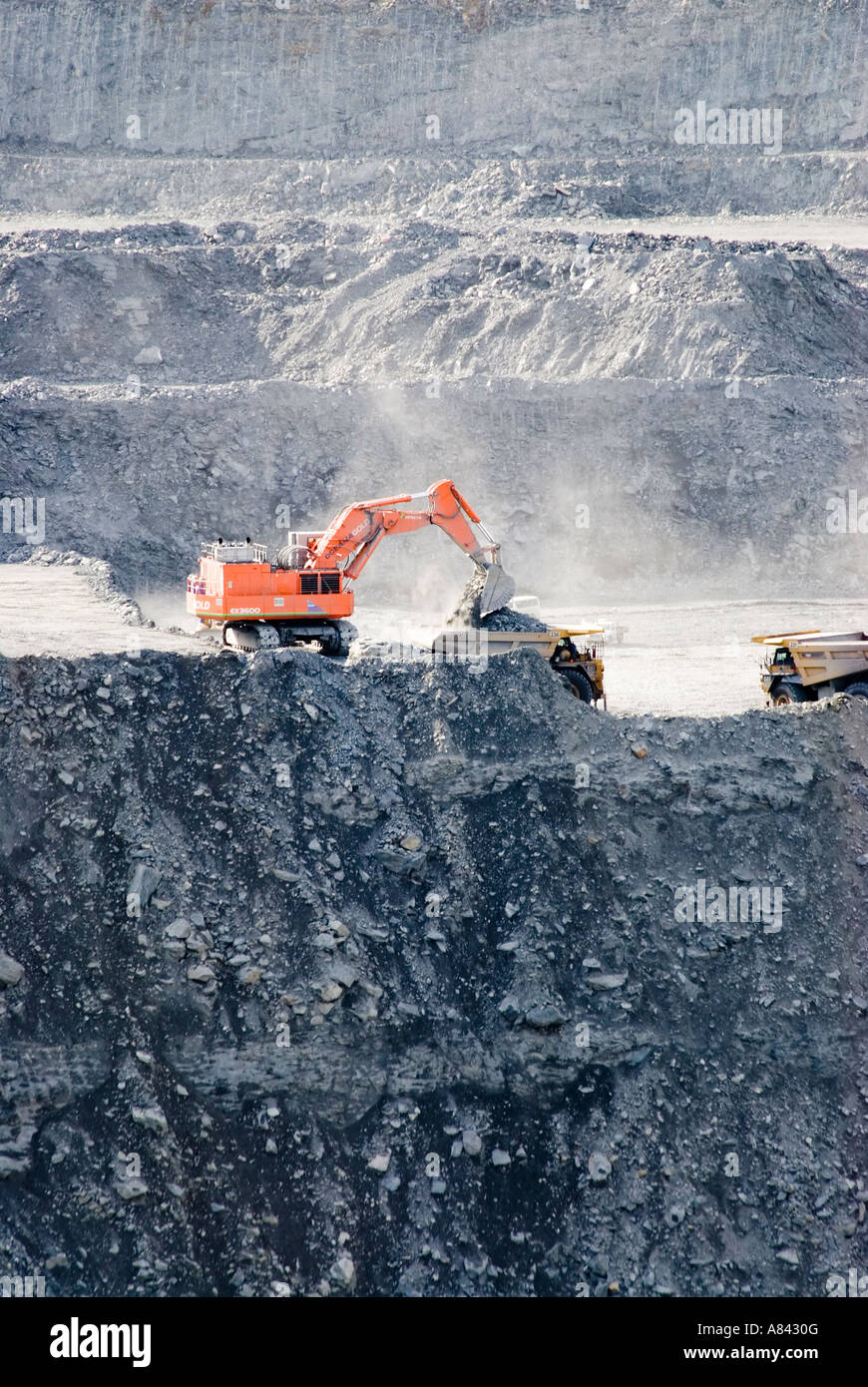Dump truck gold mine High Resolution Stock Photography and Images - Alamy