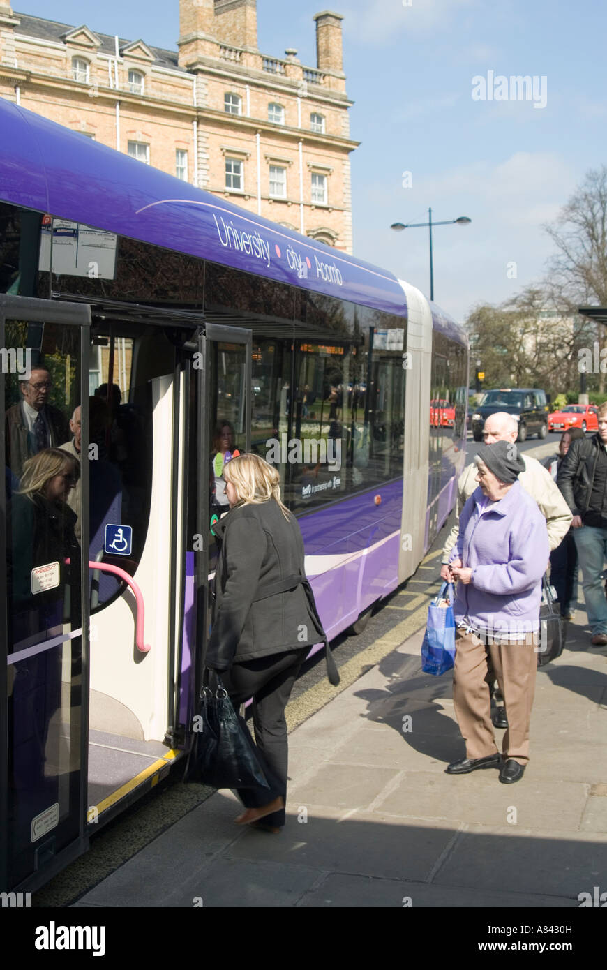Passengers getting on First Groups ftr bendy bus service in york ...