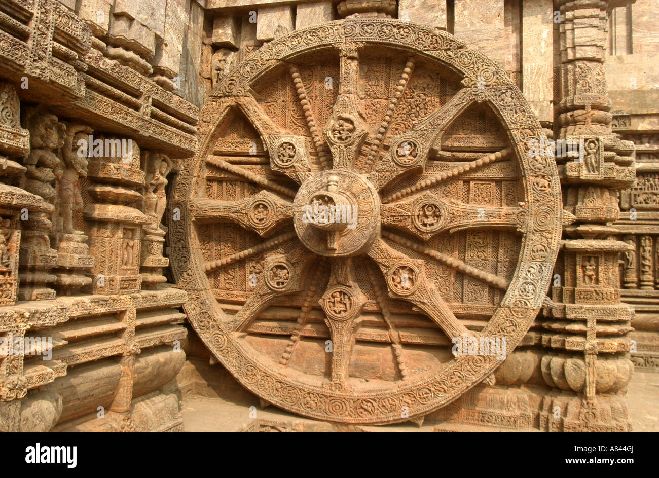 Huge stone carved chariot wheel at the magnificent UNESCO World ...