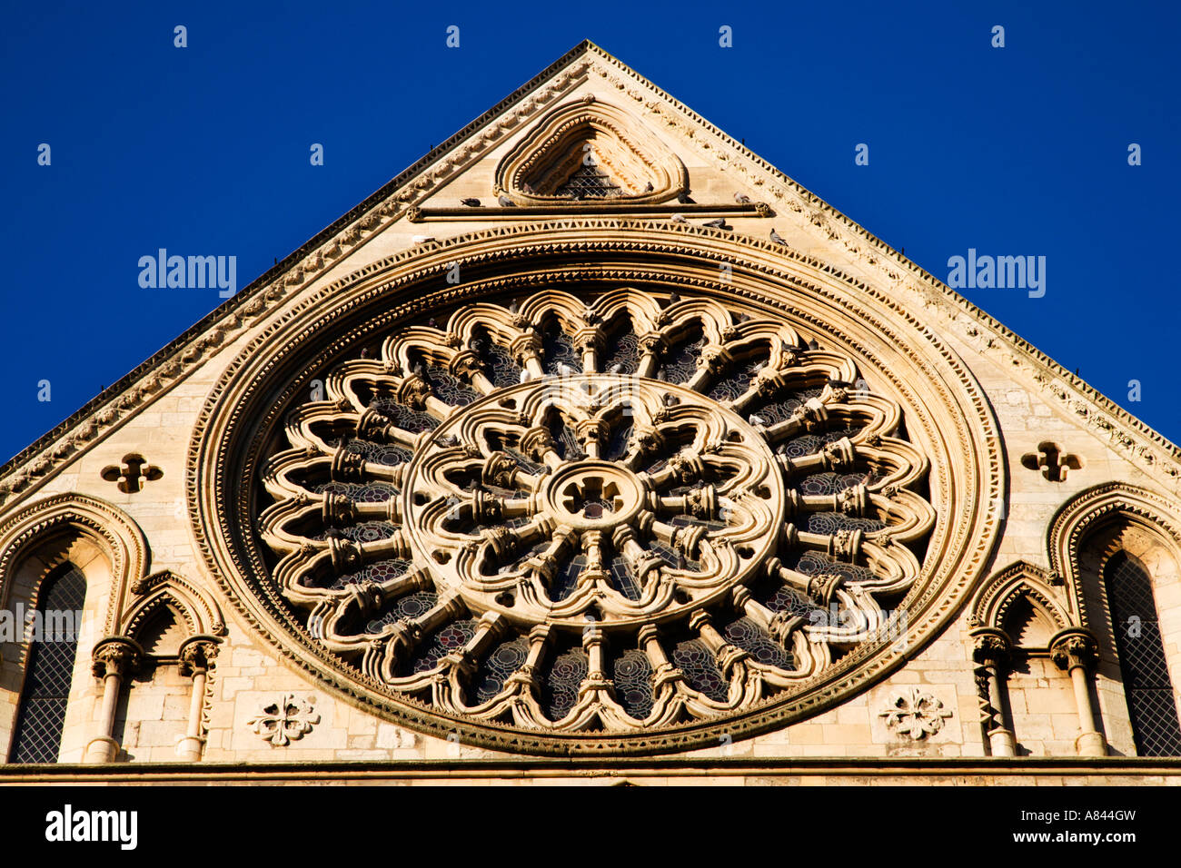 Exterior rose window york minster hi-res stock photography and images ...