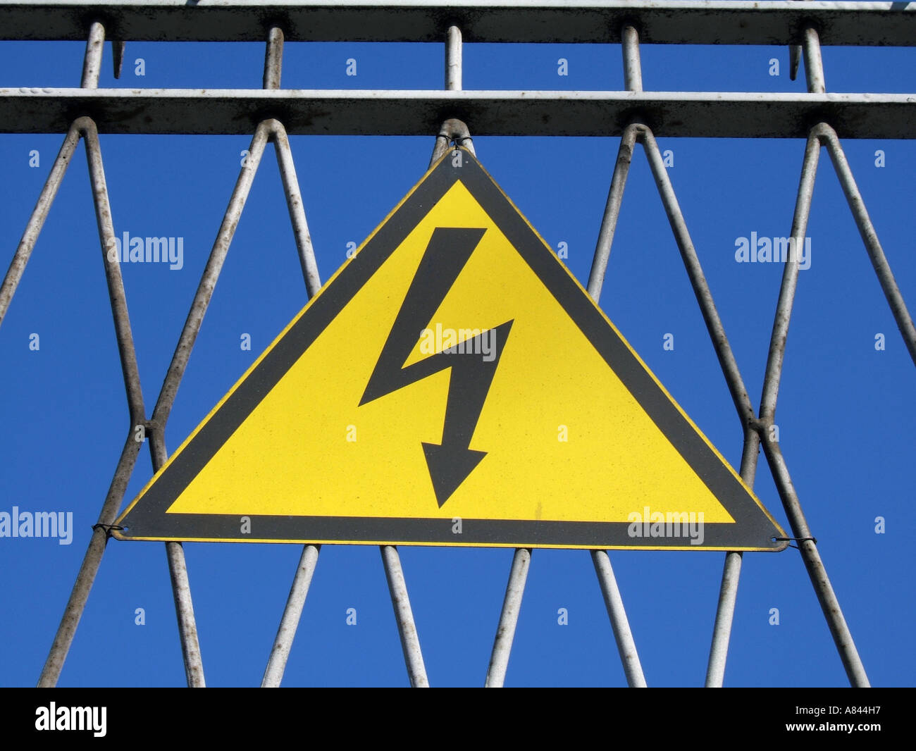 electric shock warning sign Stock Photo - Alamy