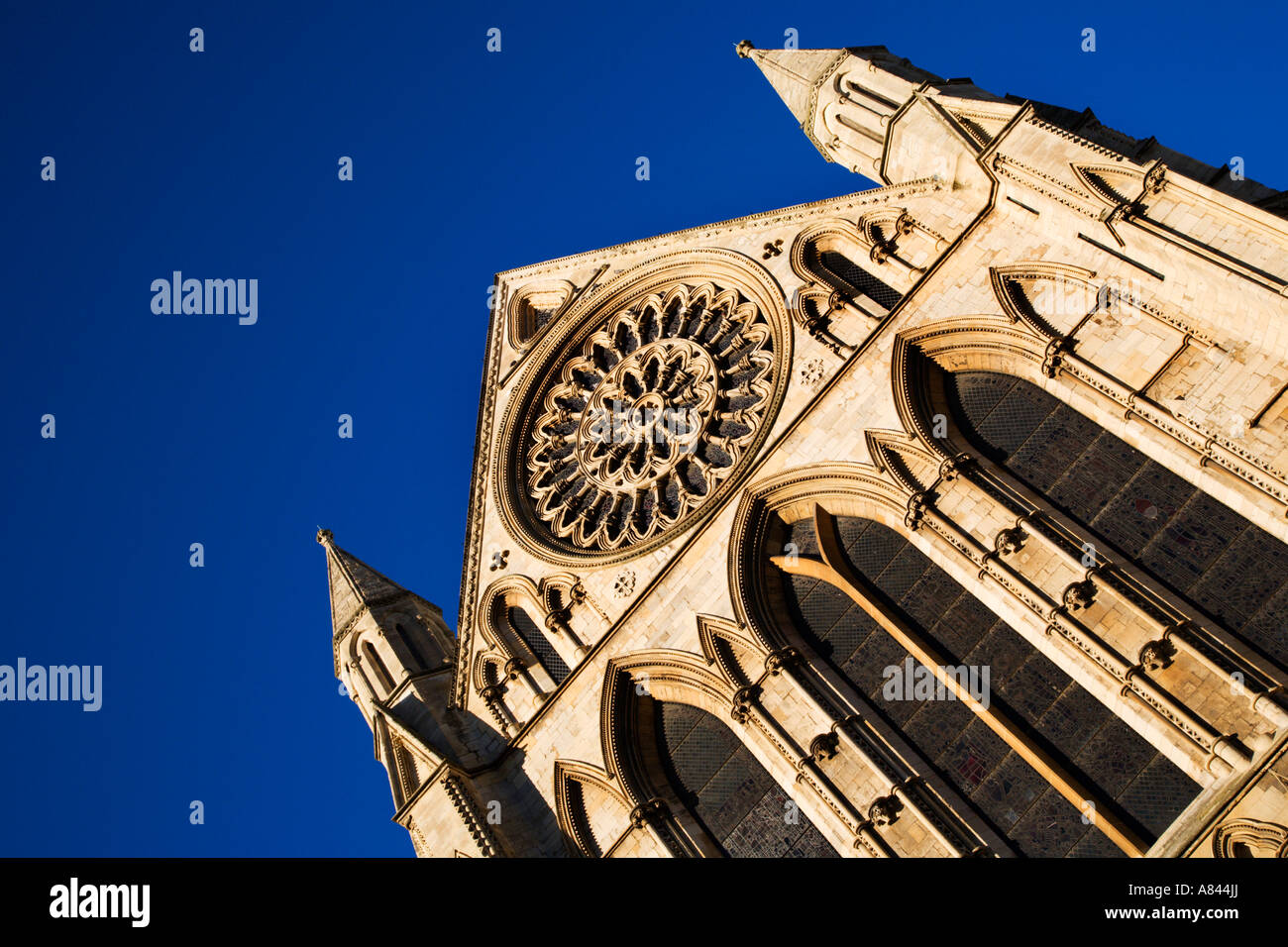 Exterior Rose Window York Minster High Resolution Stock Photography and ...