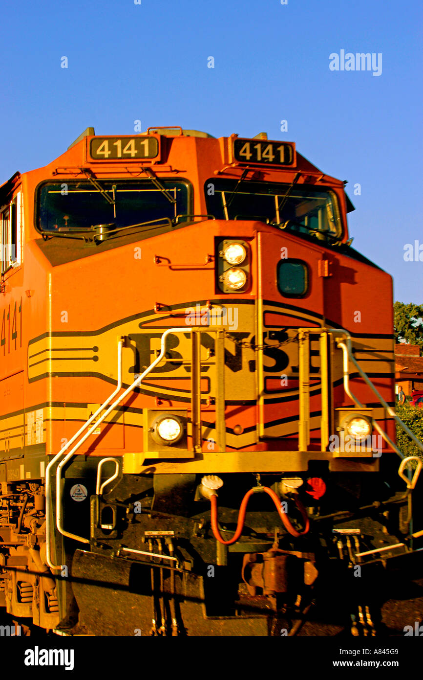 Burlington northern diesel locomotive hi-res stock photography and images - Alamy