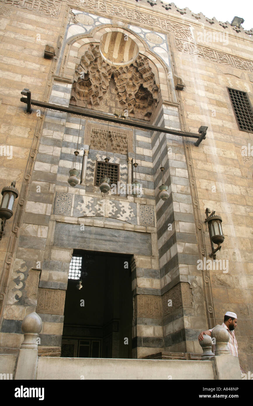 Facade of a mosque in Cairo, Egypt Stock Photo - Alamy