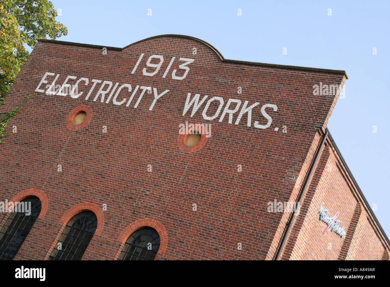 1913 electricity works hi-res stock photography and images - Alamy