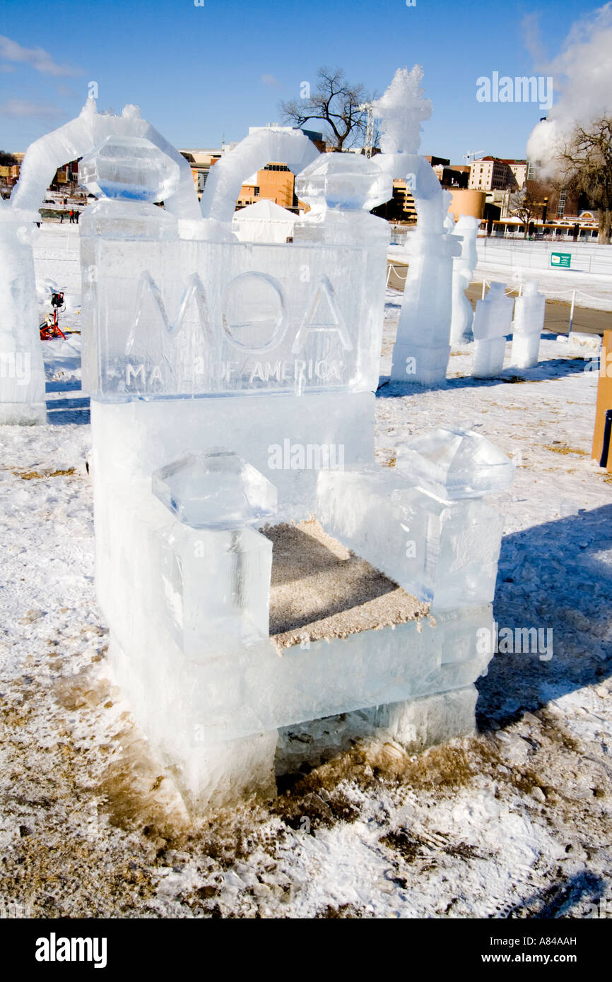 Mall of America MOA snow sculpture throne. Winter Carnival Harriet ...