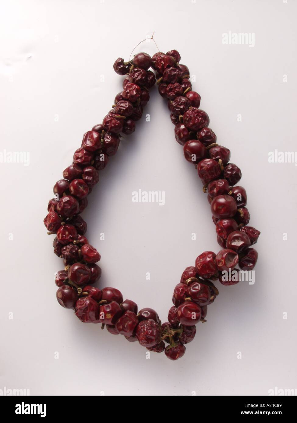 Wreath of dried Mexican Cascabel chilis Stock Photo - Alamy