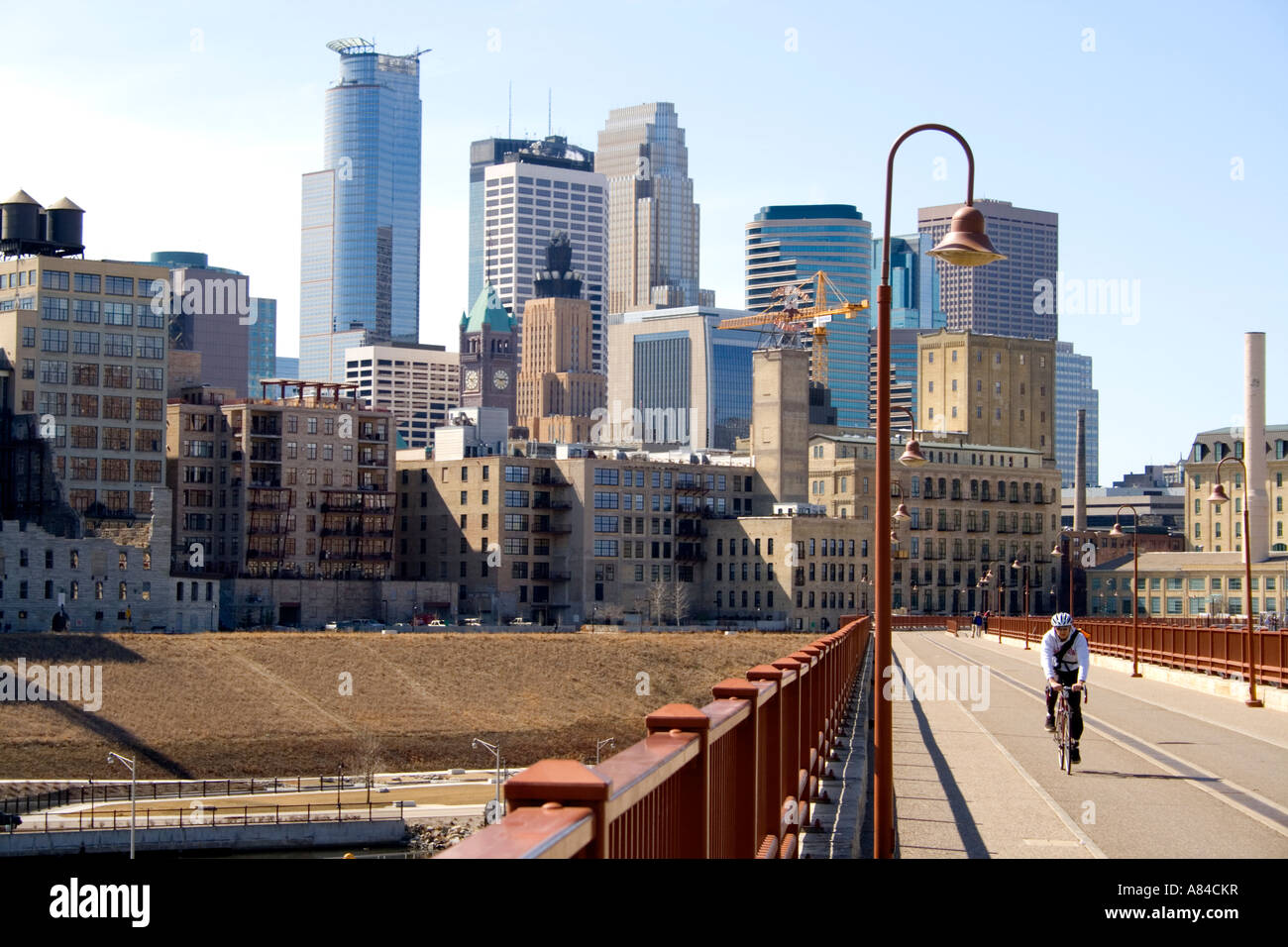 Skyline viewed from the top of the Stone Arch Bridge spanning the ...
