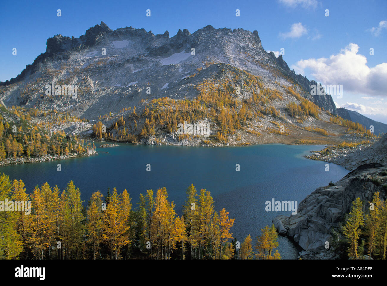 Perfection lake alpine lakes hi-res stock photography and images - Alamy