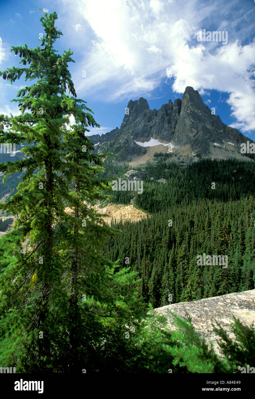 Liberty bell mountain from north hi-res stock photography and images ...