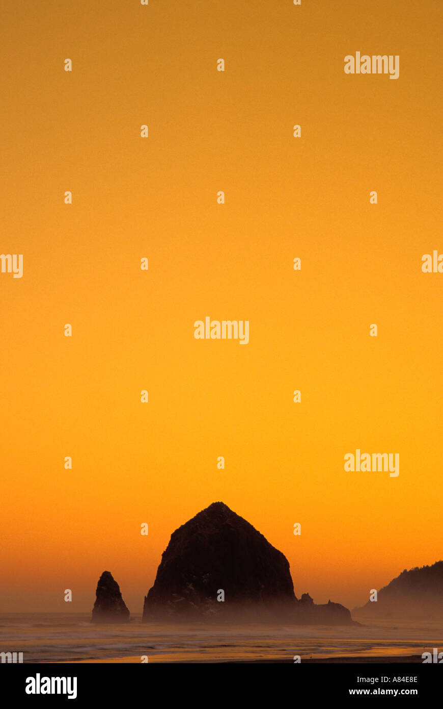 Silhouette view haystack rock hi-res stock photography and images - Alamy