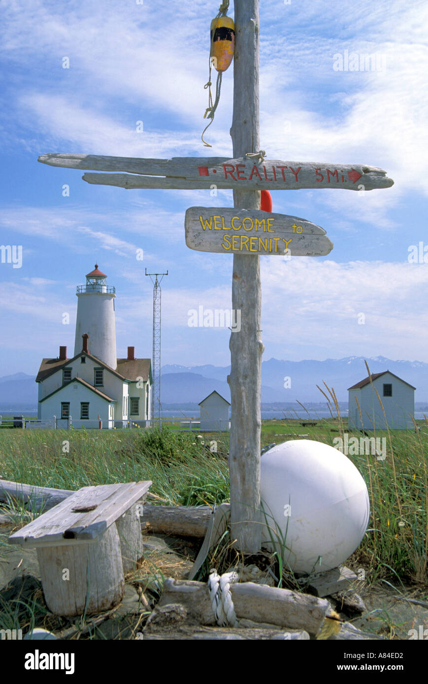 New Dungeness Lighthouse and signs Dungeness Spit Dungeness National ...