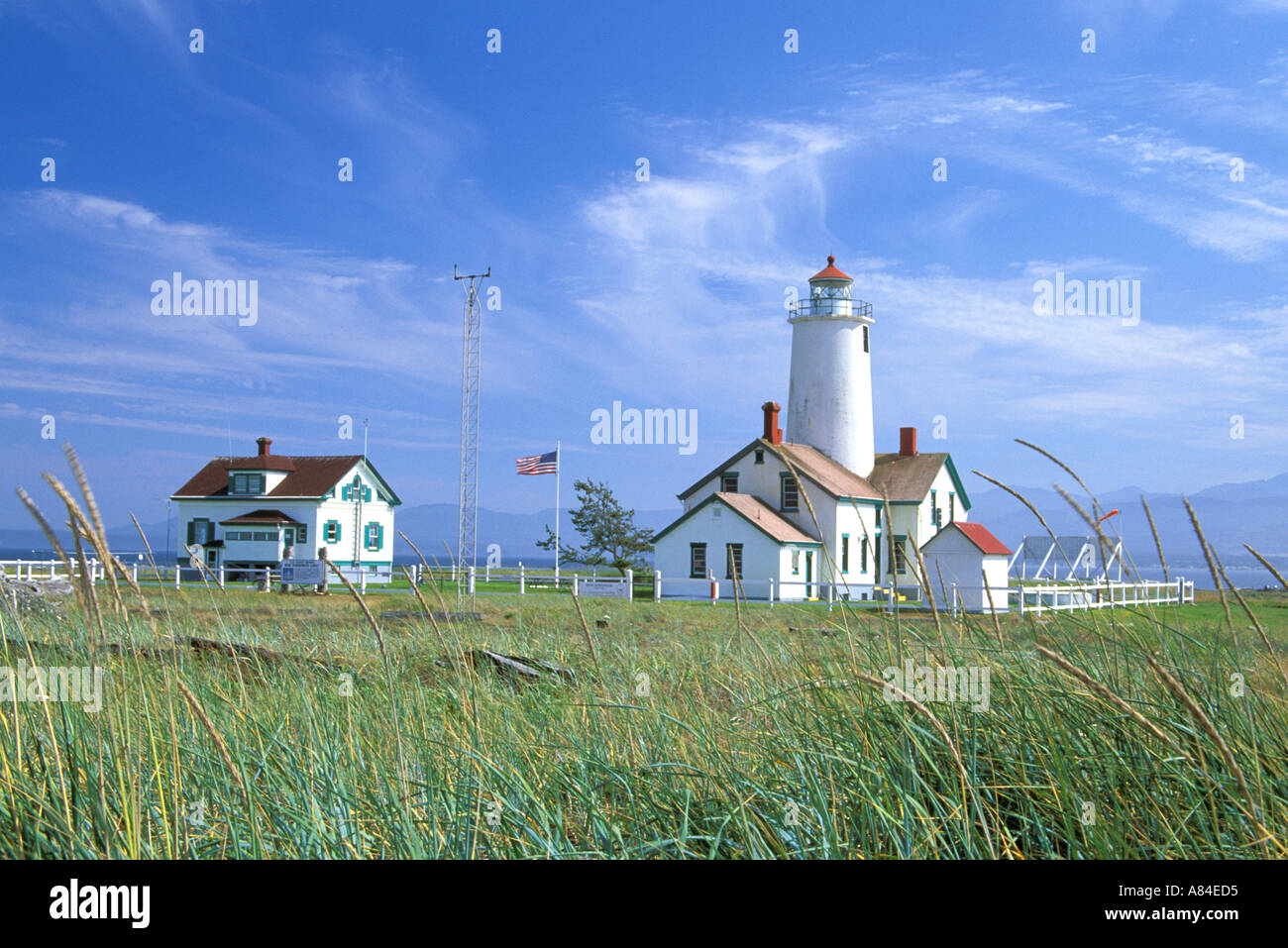 New Dungeness Lighthouse Dungeness Spit Dungeness National Wildlife ...