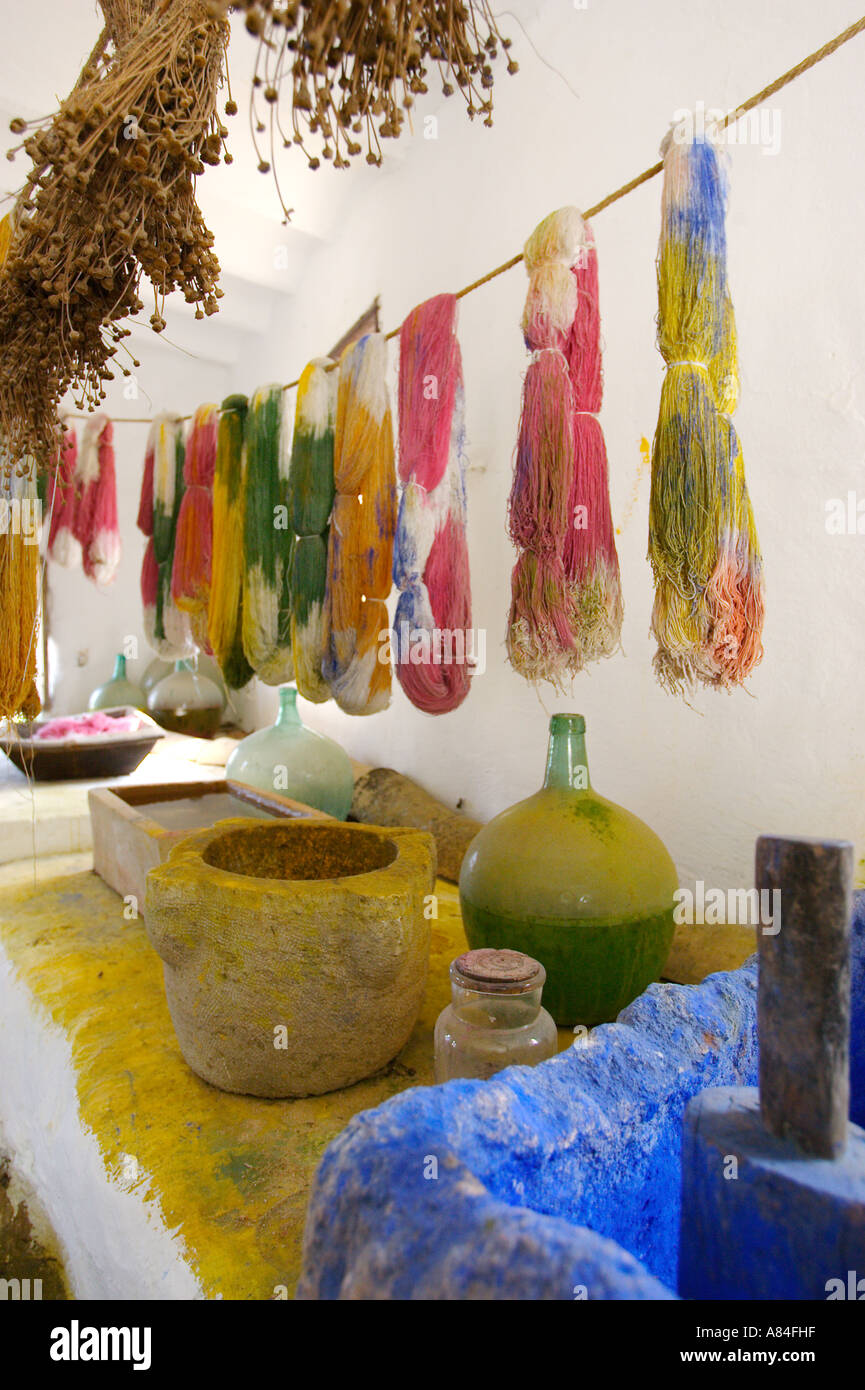 Dip dyeing hi-res stock photography and images - Alamy