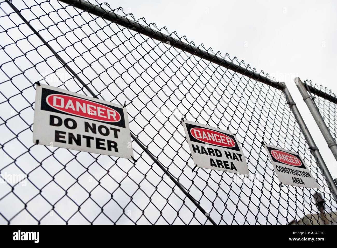 Do not enter sign building hi-res stock photography and images - Alamy