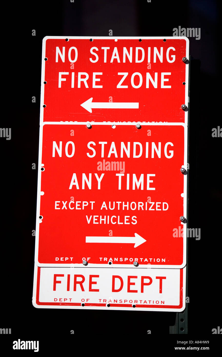 NO STANDING SIGN, FIRE ZONE Stock Photo - Alamy
