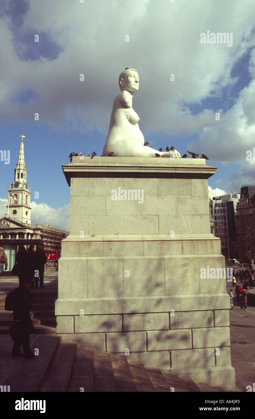 Alison lapper sculpture in trafalgar hi-res stock photography and ...