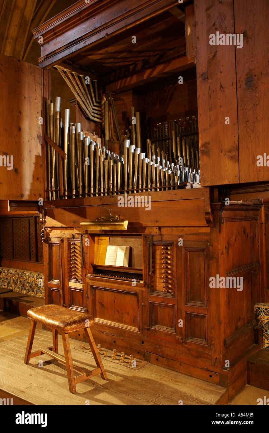 Master organ player hi-res stock photography and images - Alamy
