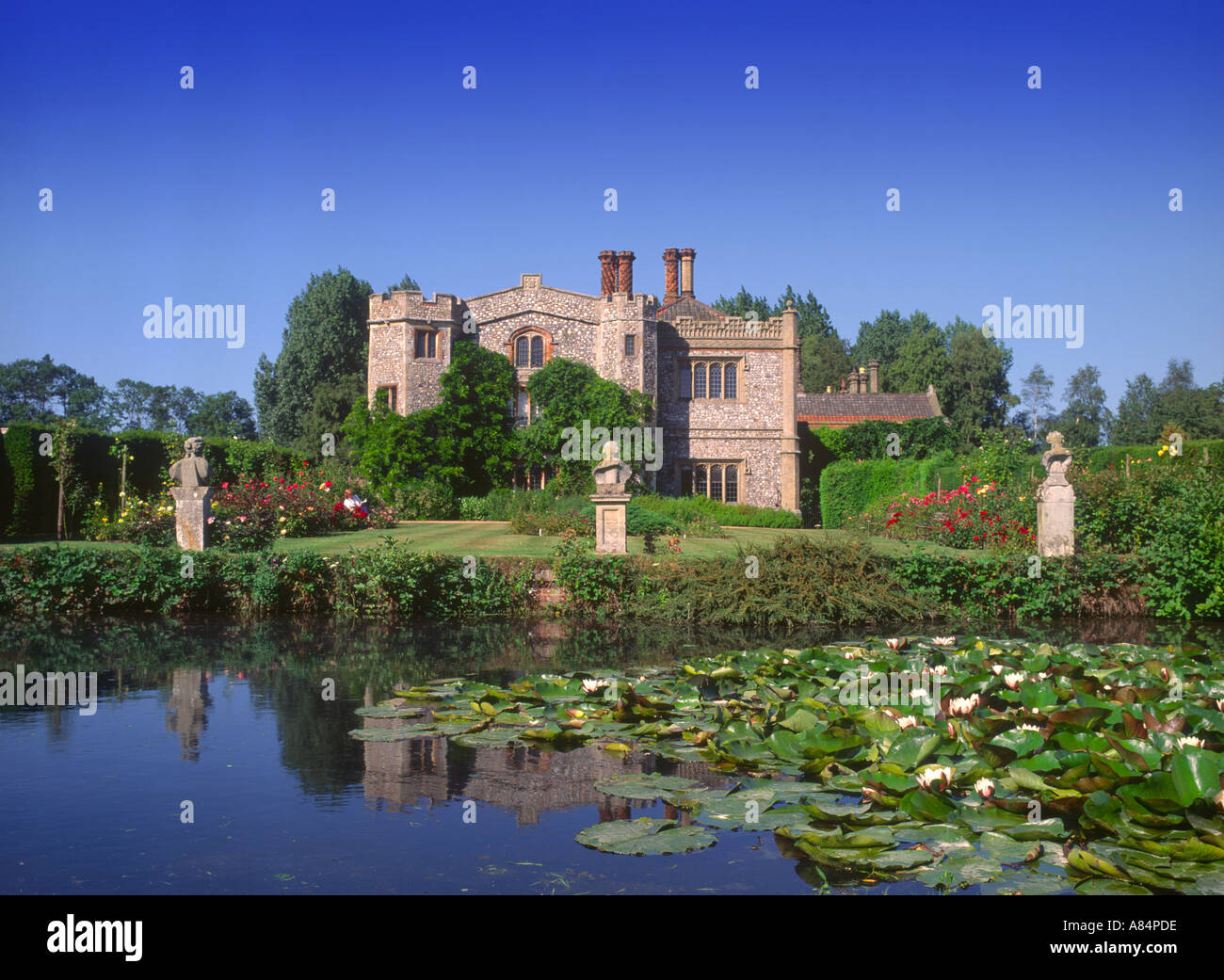 Moated Mannington Hall in Norfolk Stock Photo - Alamy