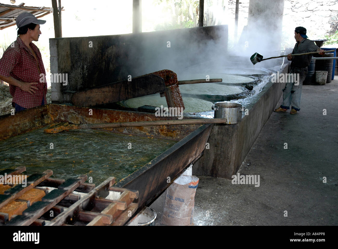 Sugar cane juice and juice hi-res stock photography and images - Alamy