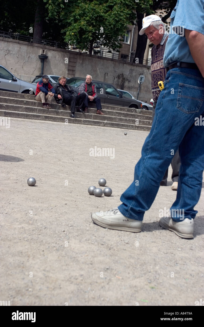 French people playing boules Stock Photo - Alamy