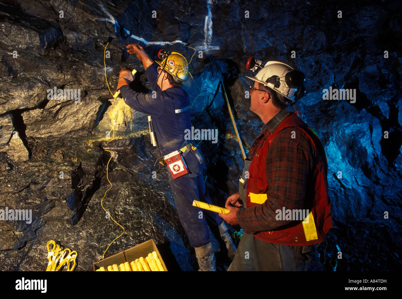 Setting of dynamite hi-res stock photography and images - Alamy