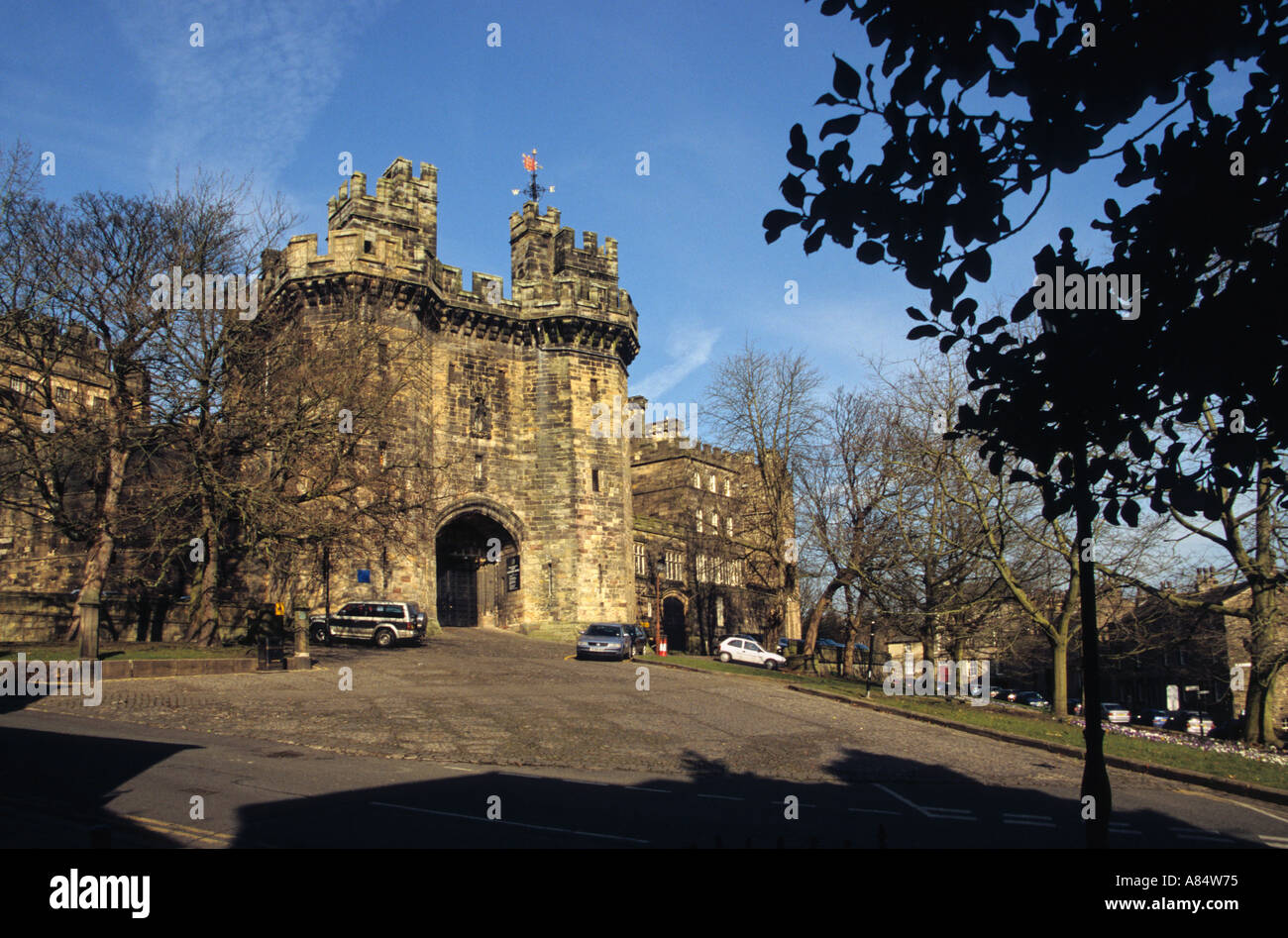 Lancaster castle lancashire hi-res stock photography and images - Alamy
