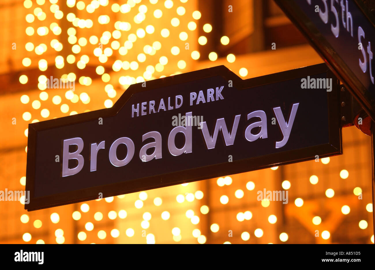 New york herald hi-res stock photography and images - Alamy