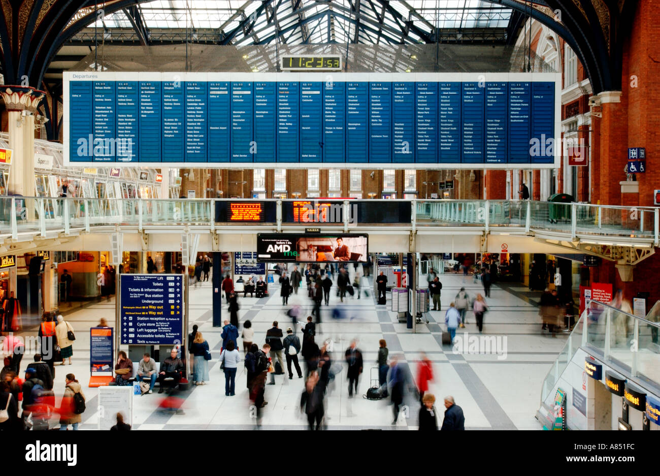Liverpool Street Station, Interior Stock Photo - Alamy