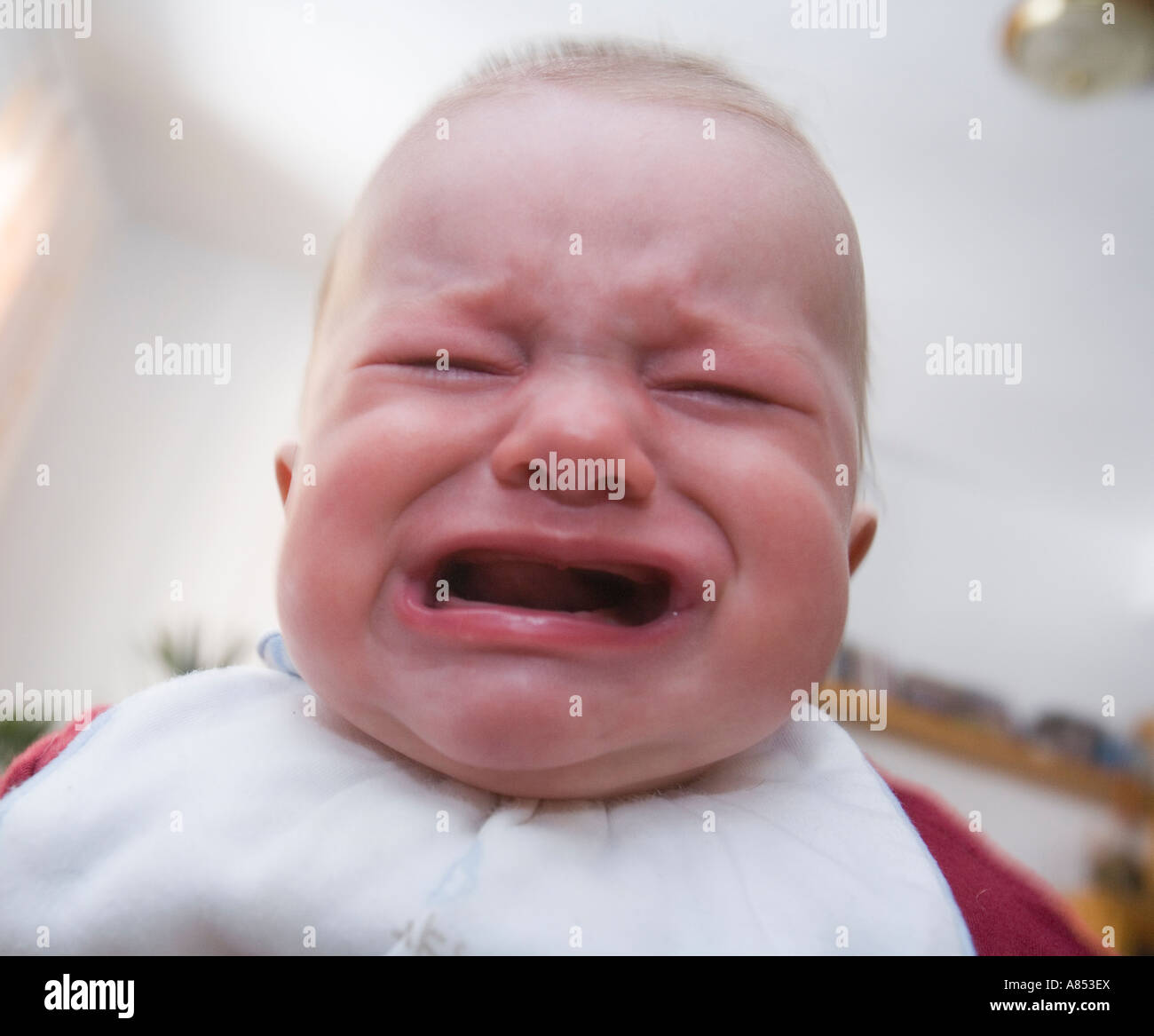 Uncomfort hi-res stock photography and images - Alamy