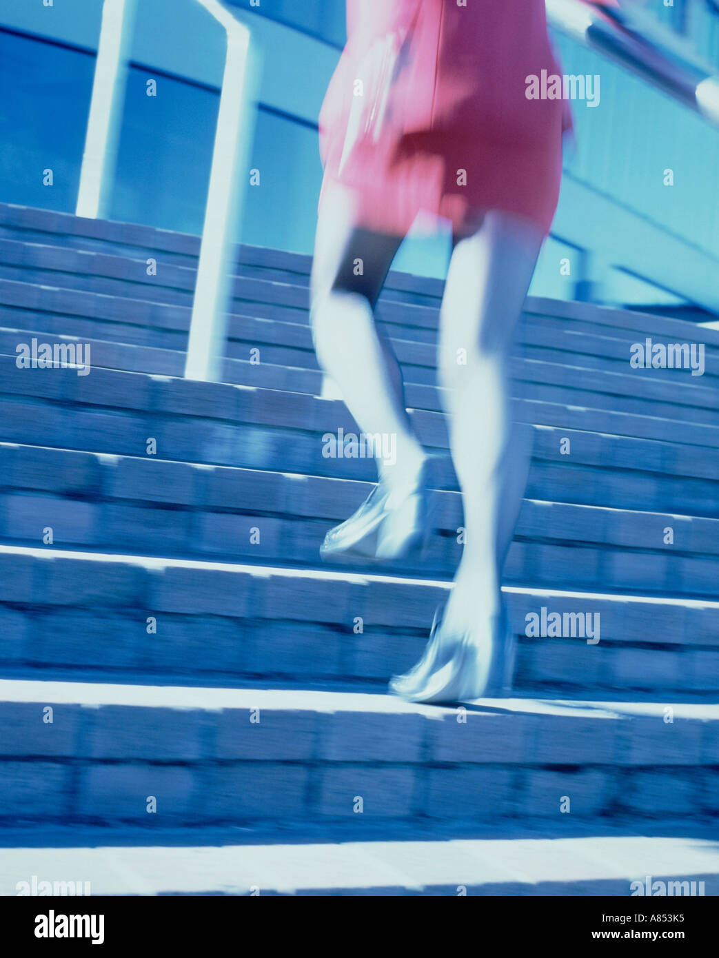 Hurrying into office building hi-res stock photography and images - Alamy