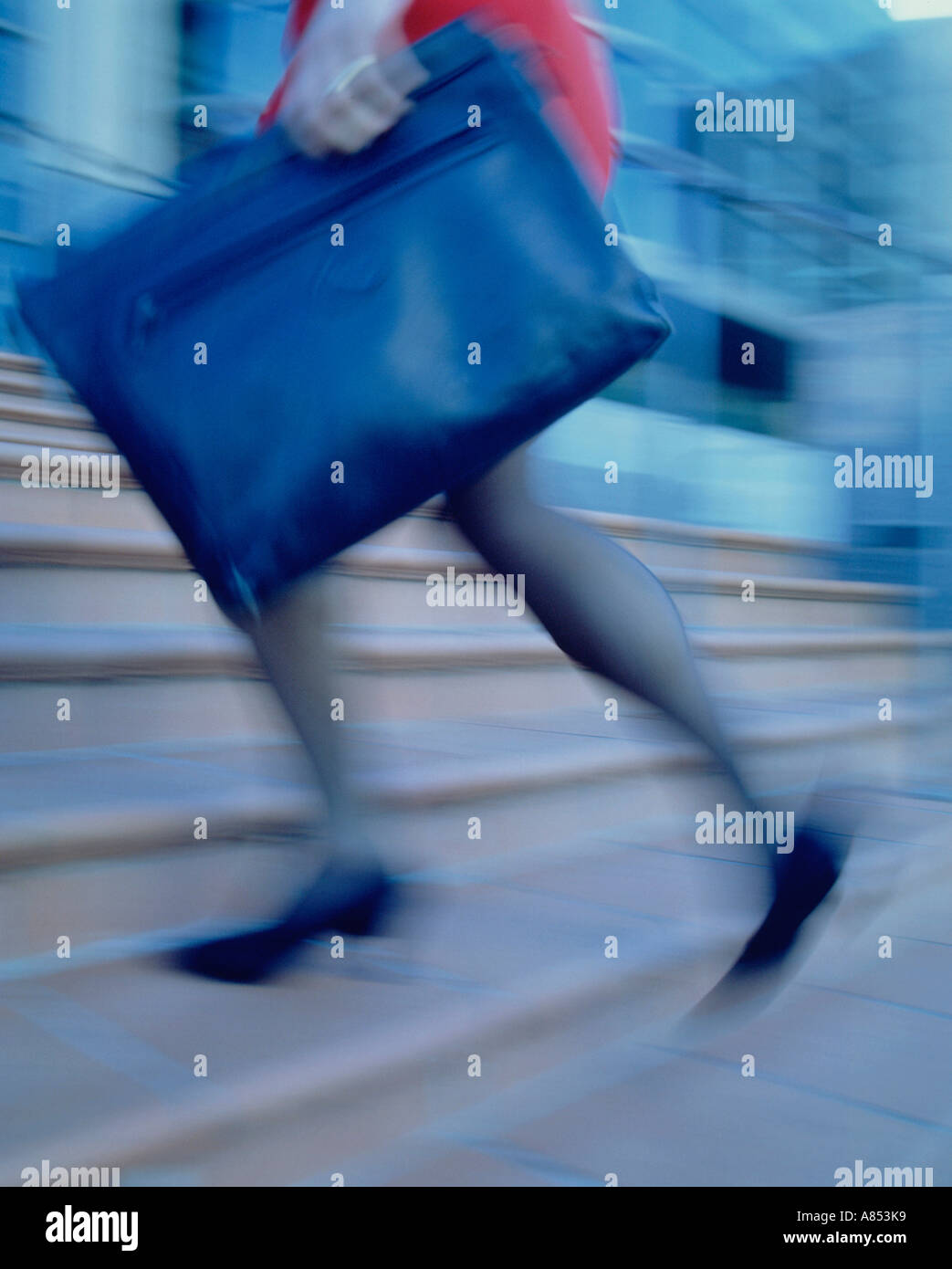 Womans legs running hi-res stock photography and images - Alamy