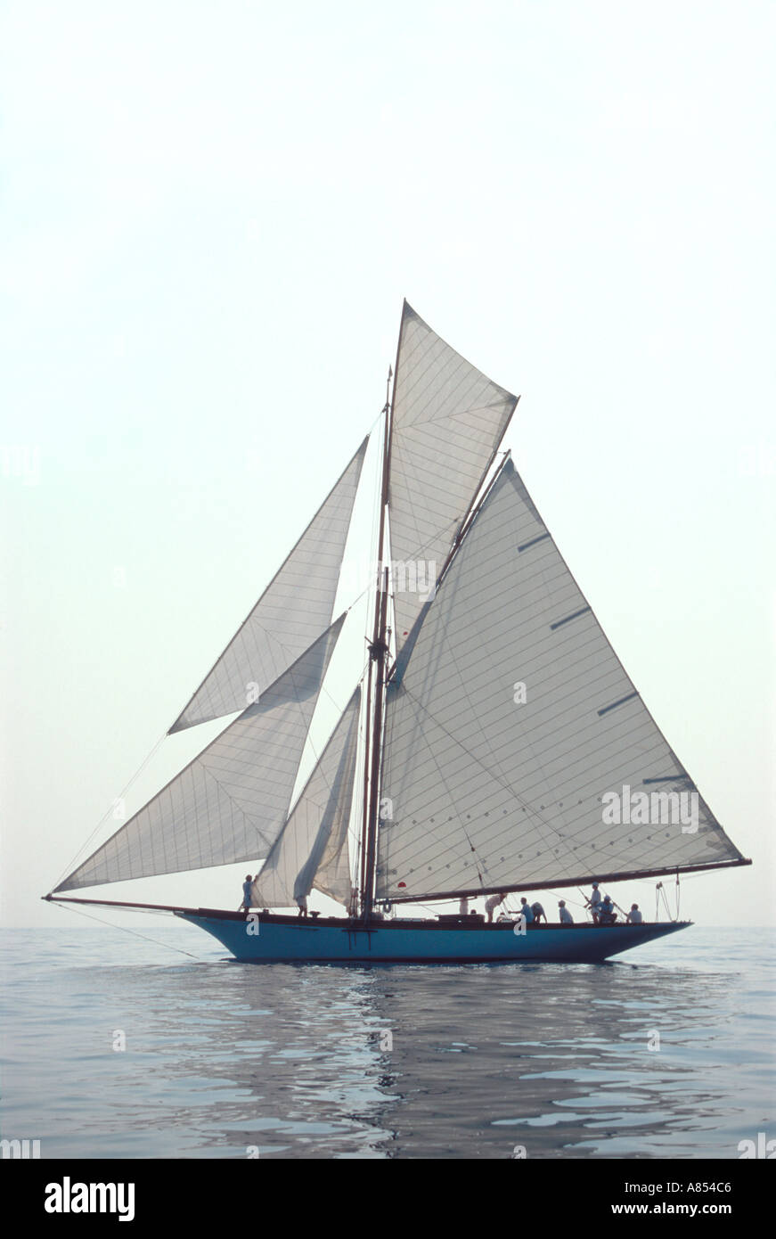 Traditional gaff rigged sailboat hi-res stock photography and images ...