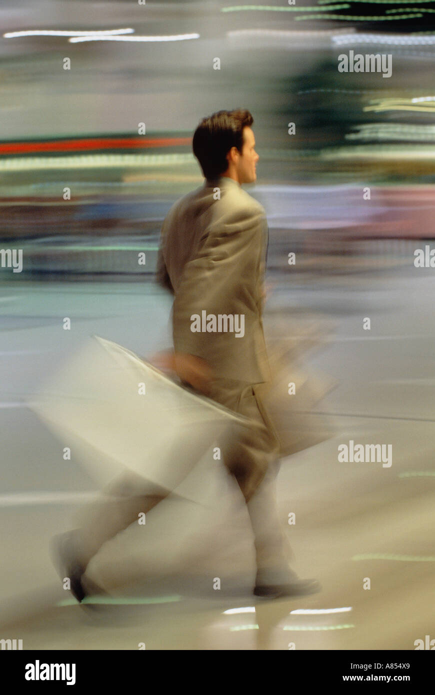 Man running catch plane hi-res stock photography and images - Alamy