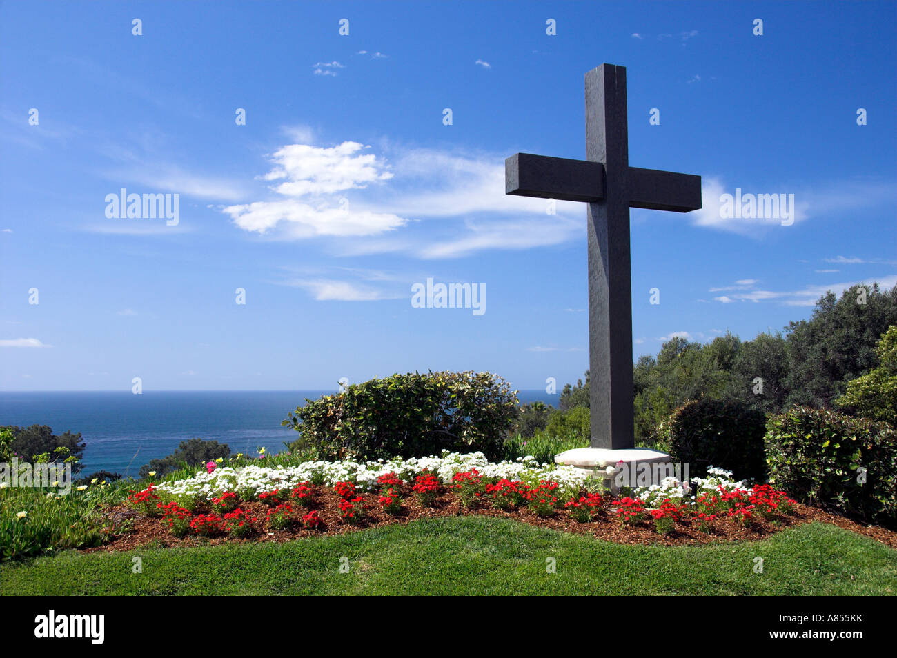 Cross on a hill hi-res stock photography and images - Alamy