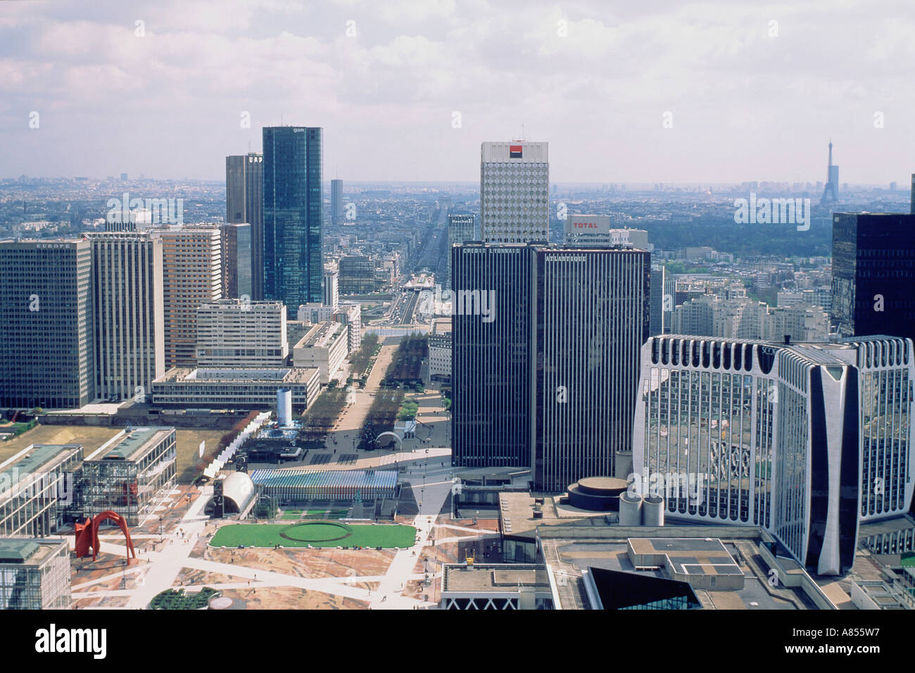 Europe. France. Paris. City overview. La Defense Stock Photo - Alamy