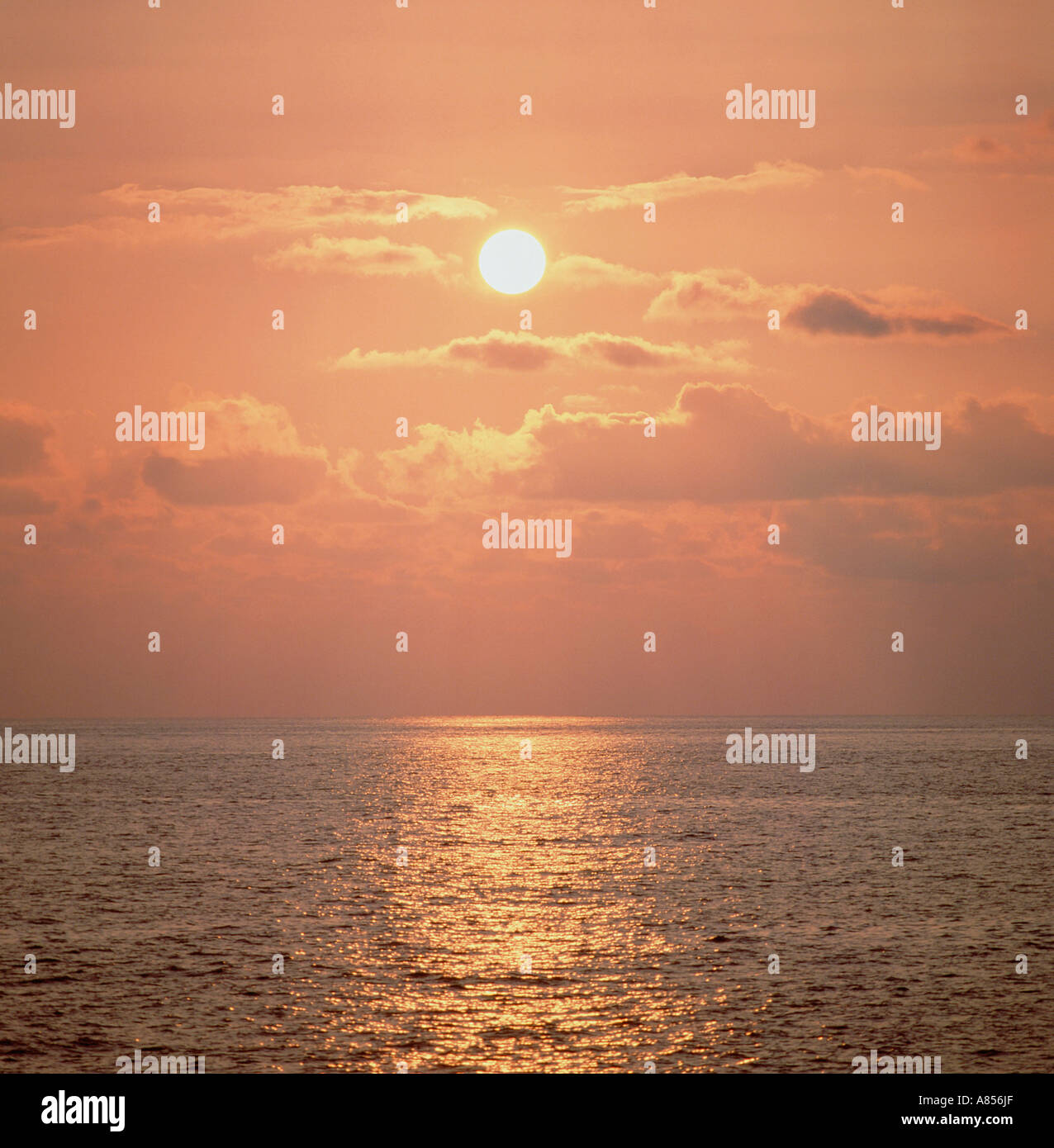 Australia. Queensland. Ocean sunrise Stock Photo - Alamy