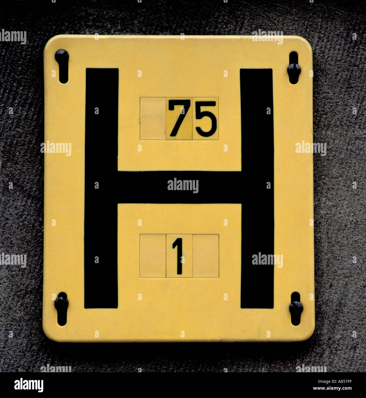 Hydrant plate hi-res stock photography and images - Alamy