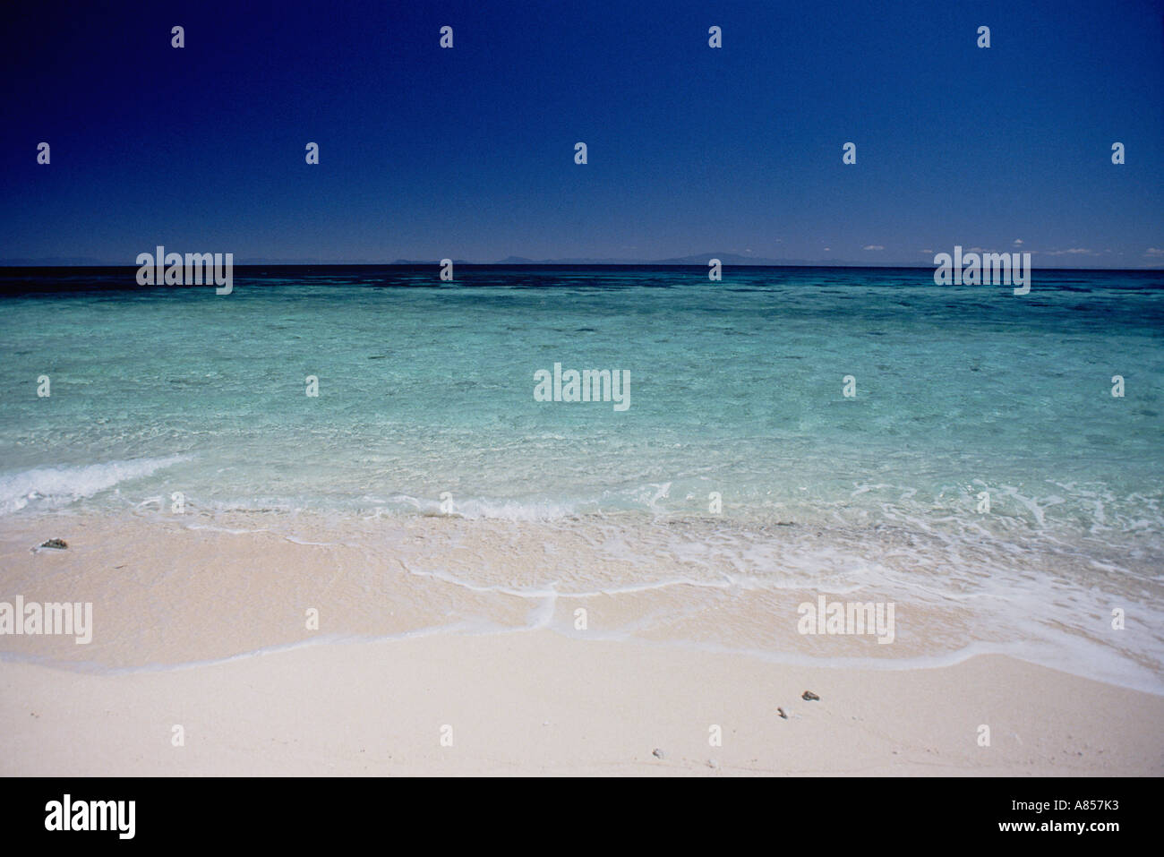 Australia. Queensland. Great Barrier Reef. Beaver Cay beach and ocean ...
