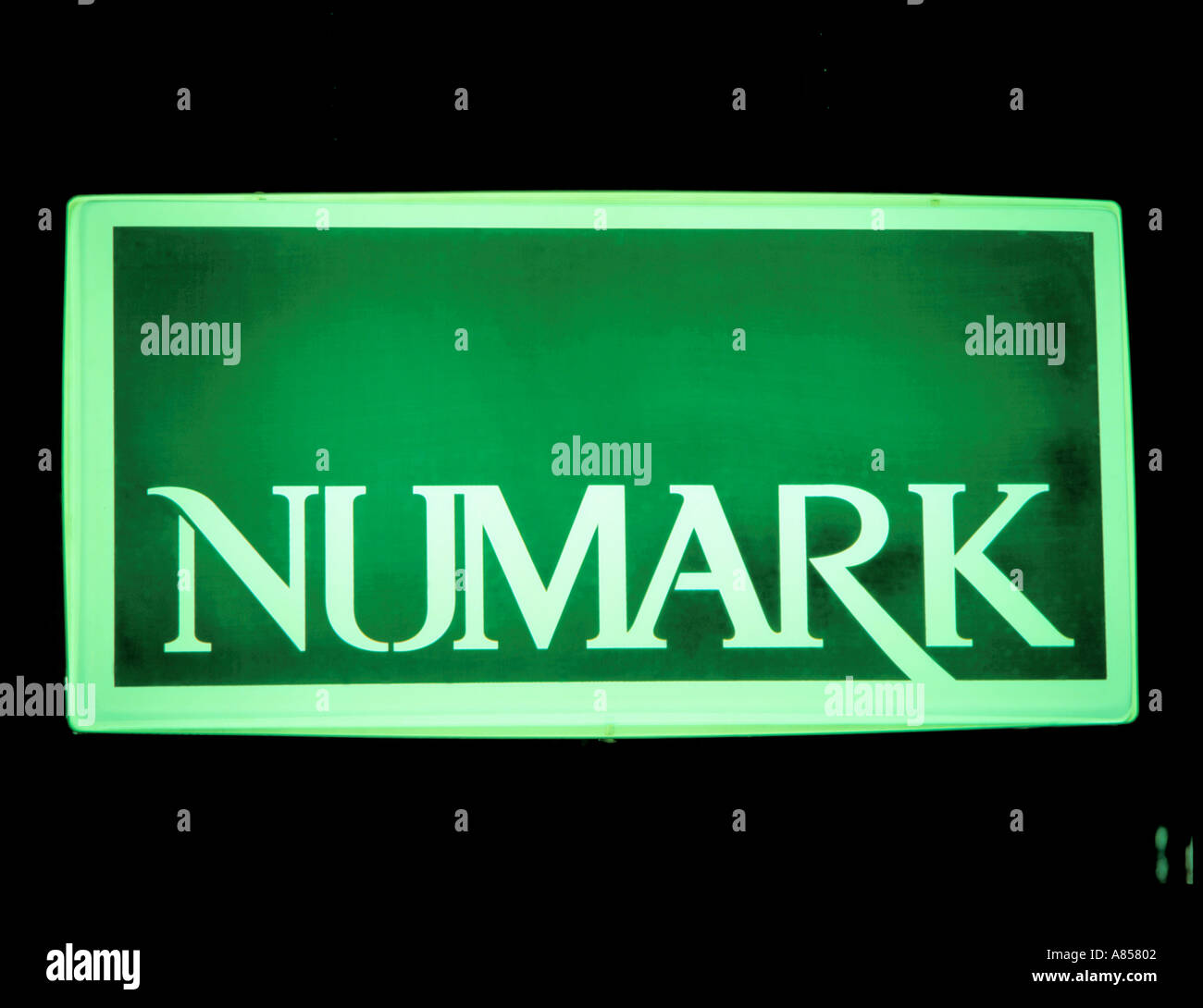 Numark Logo