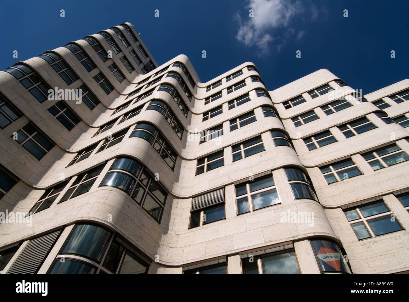 Shell haus hi-res stock photography and images - Alamy