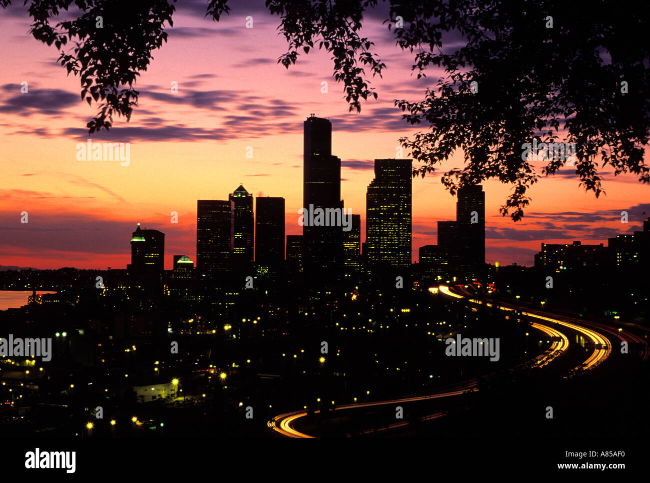Seattle skyline at sunset Seattle Washington Stock Photo - Alamy