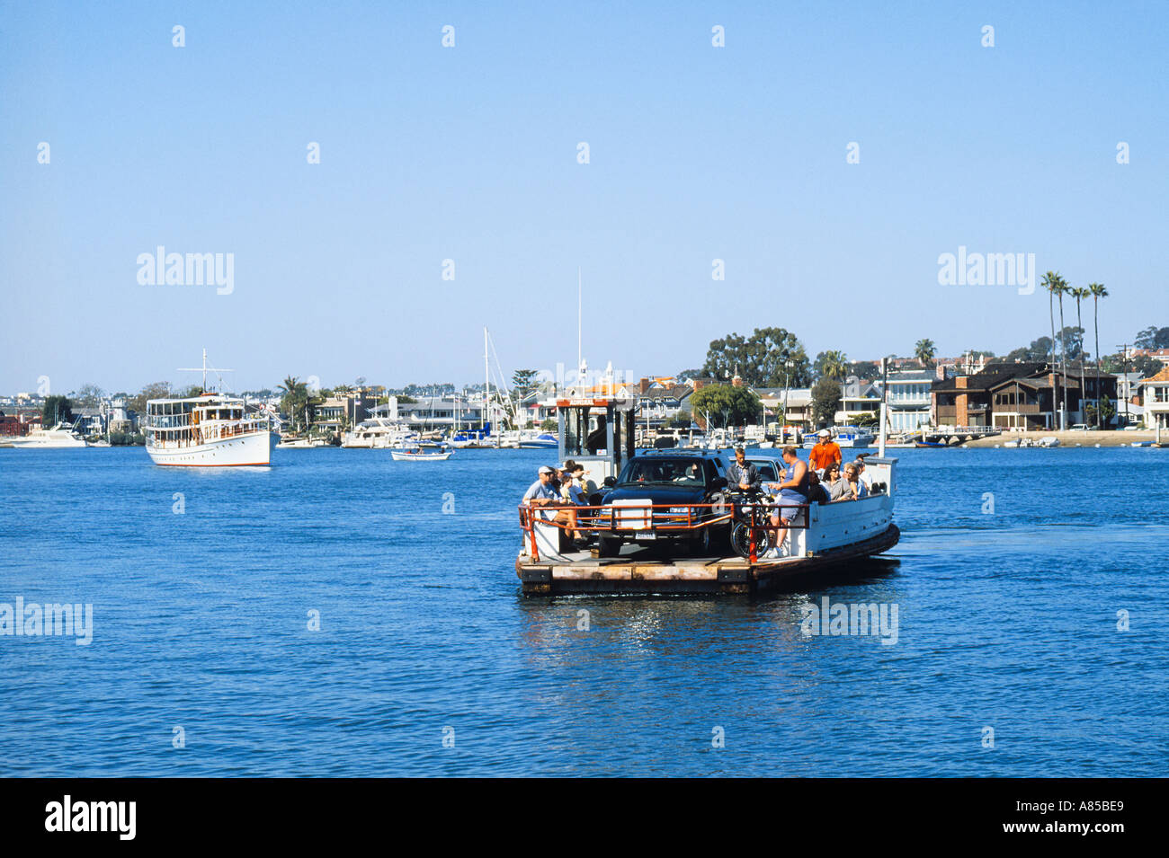 Balboa island ferry hi-res stock photography and images - Alamy