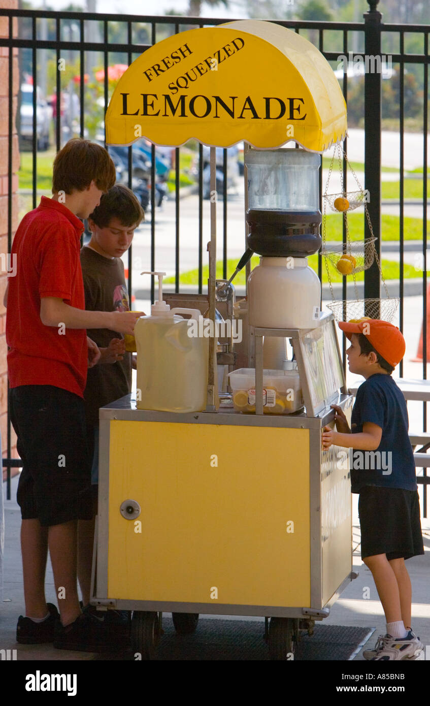 Lemonade Stand Buying High Resolution Stock Photography and Images - Alamy