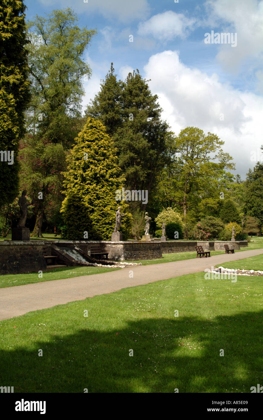 Famine medieval hi-res stock photography and images - Alamy