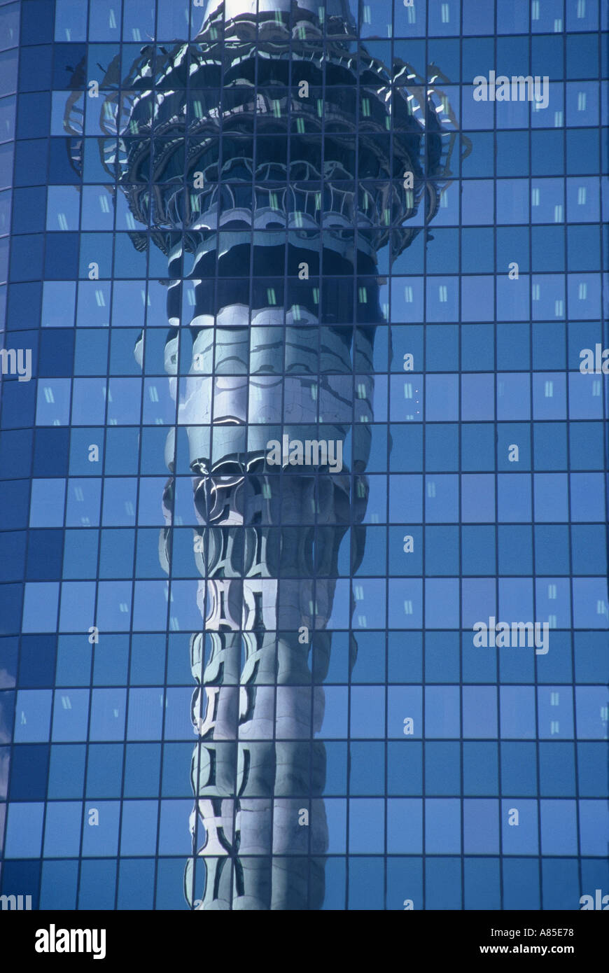 Reflection of Skytower Auckland New Zealand Stock Photo - Alamy